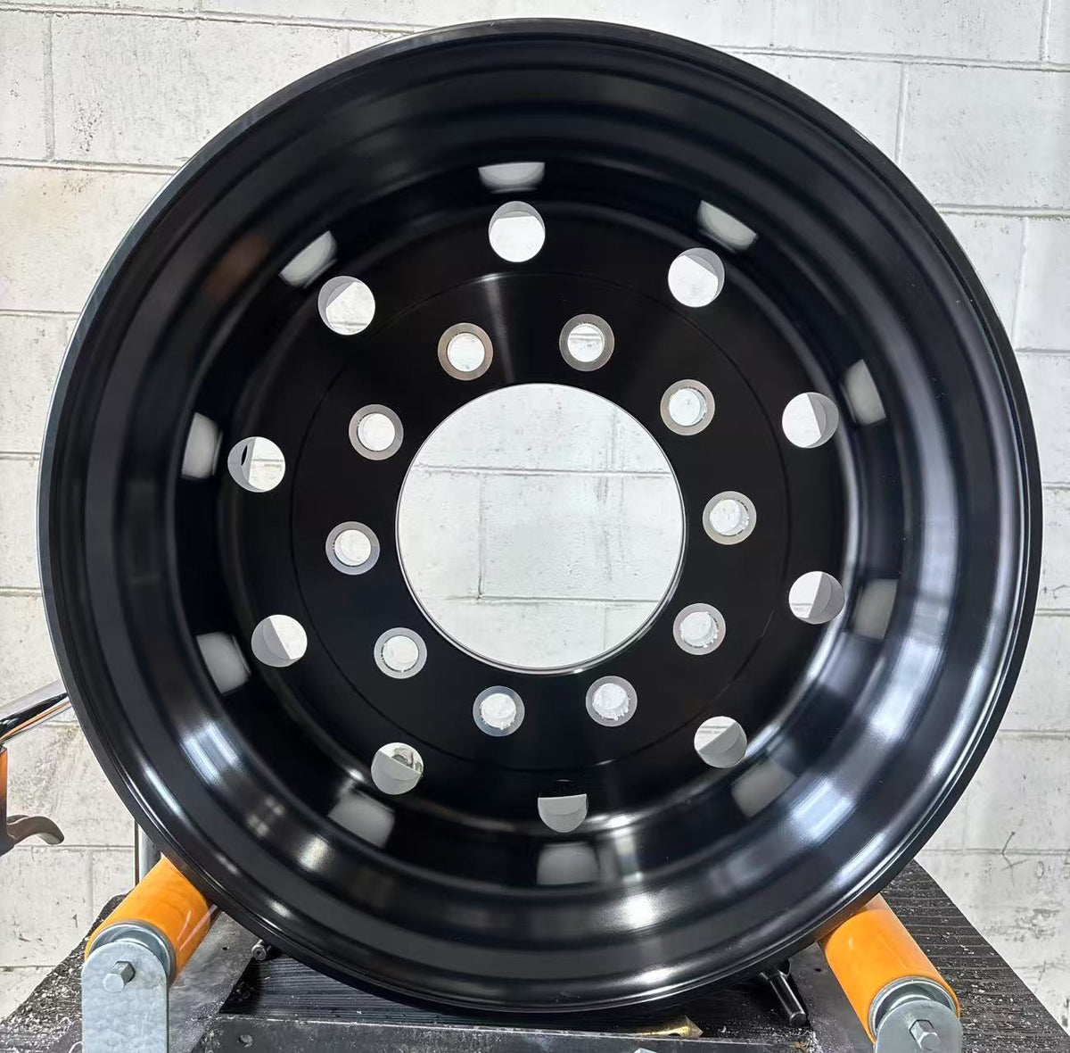 ALUMINUM WHEEL 22.5x12.25 10X285.75 26MM HUB :220.1MM OFFSET 0/28mm 12 ...